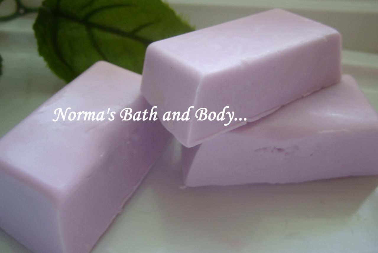 Lavender Trial Size Soap Sample on Luulla
